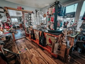 Home | Bear Tracks Inn and Restaurant